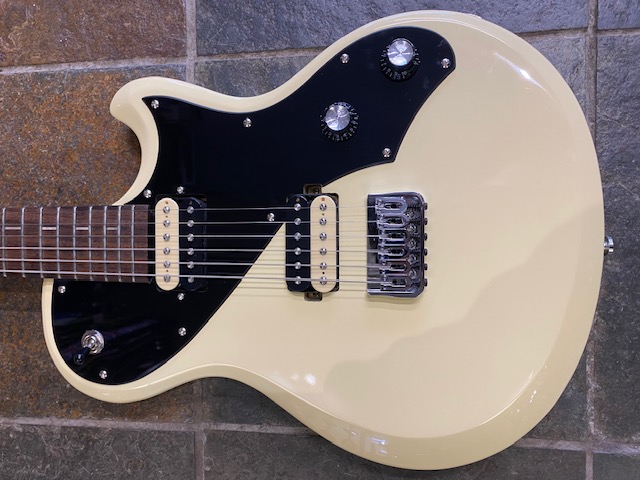 B-STOCK - Electric Guitars