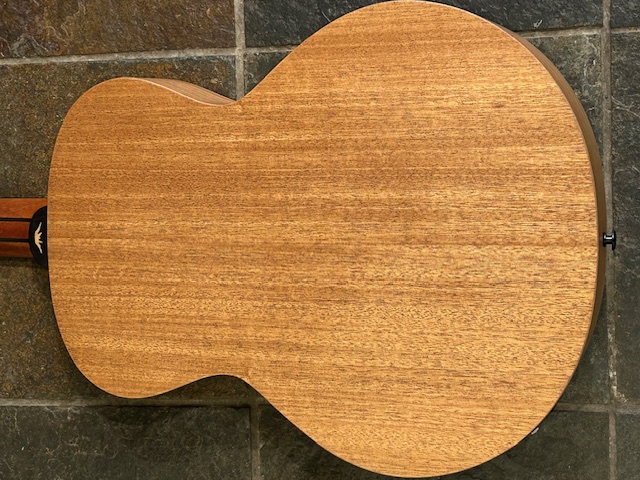 Bromo BAT8EFL Fretless Mini Acoustic Bass