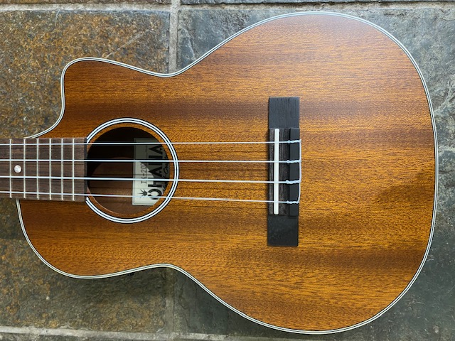 Ohana TK20CE Tenor Electro Ukulele