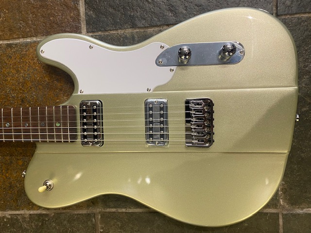 Shergold Telstar Standard Champagne Gold